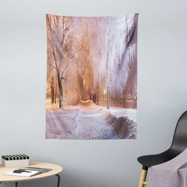 East Urban Home Wandteppich, Nachtszene Gefrorene Bäume, Winter, Salmon Weiß | Wayfair.de